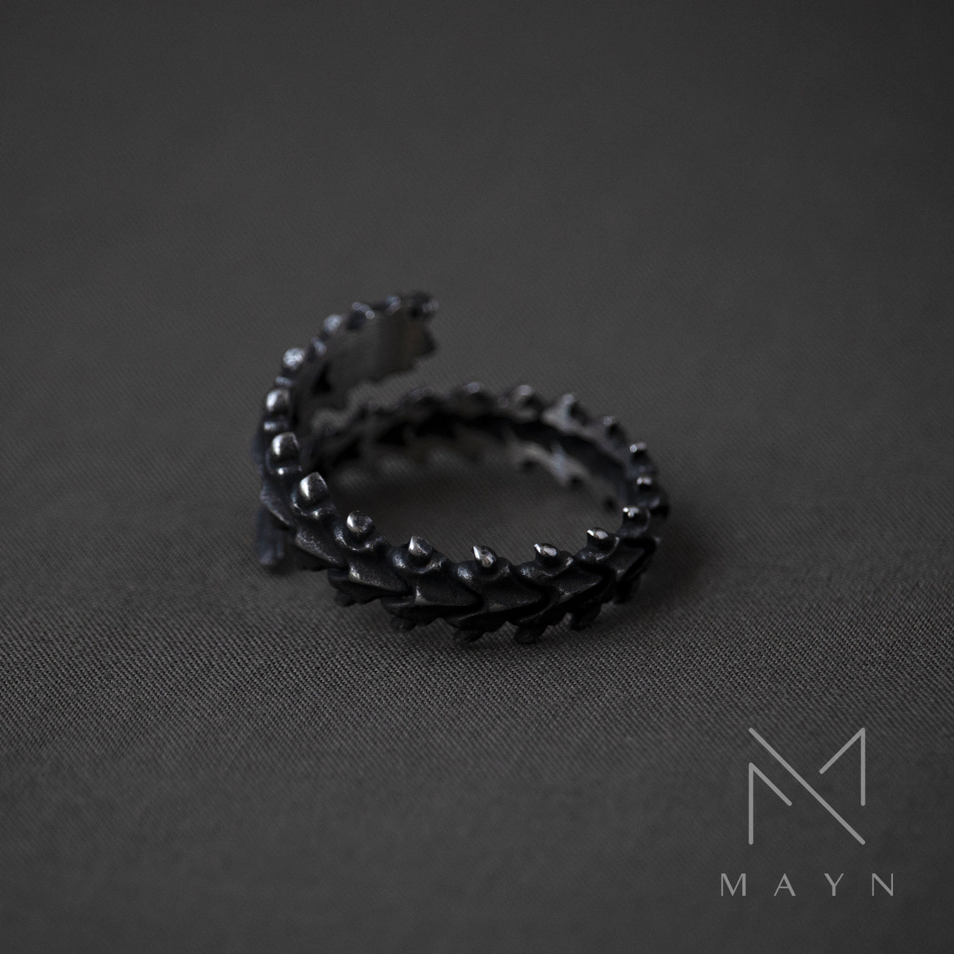 Unique Ring - Centipede