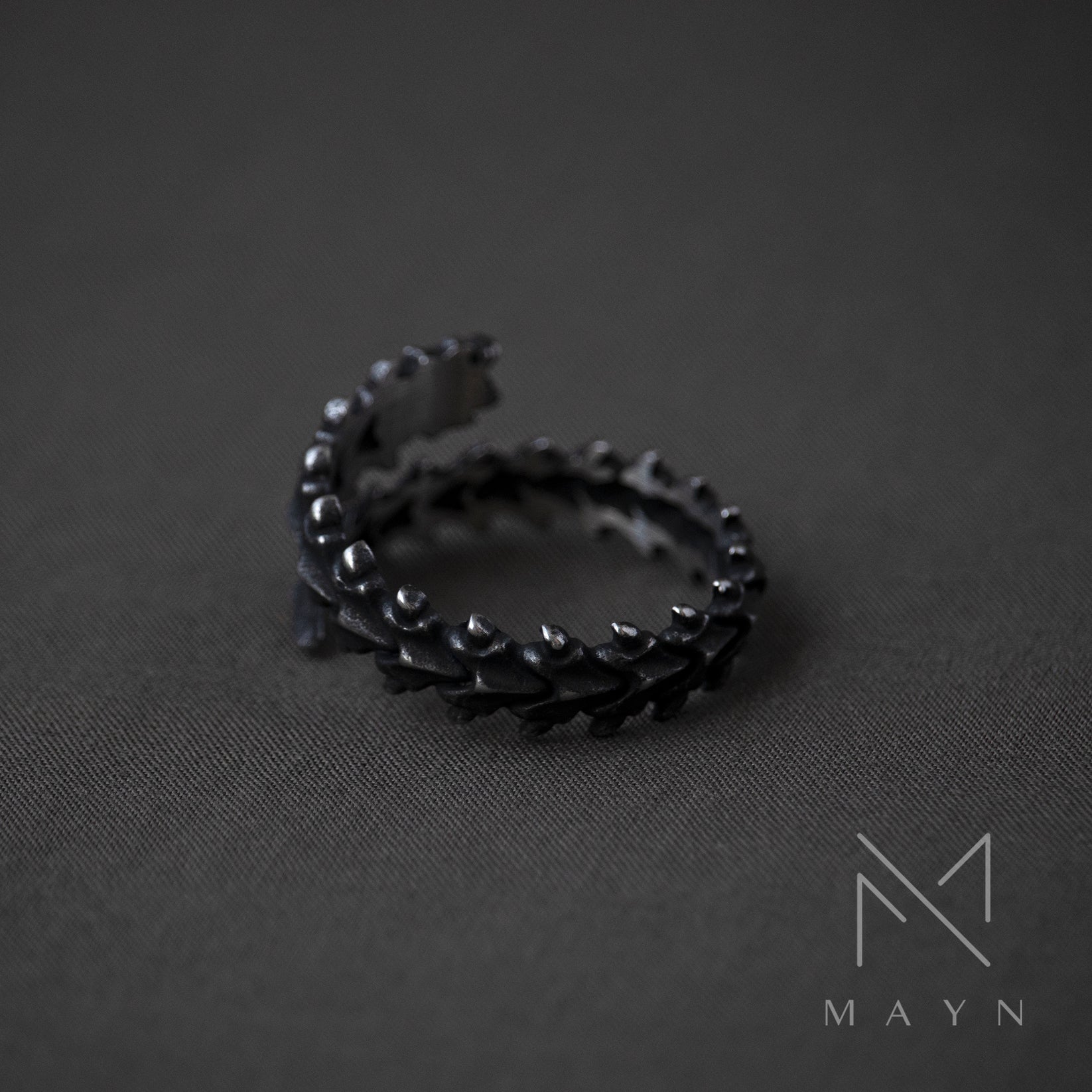 Unique Ring - Centipede
