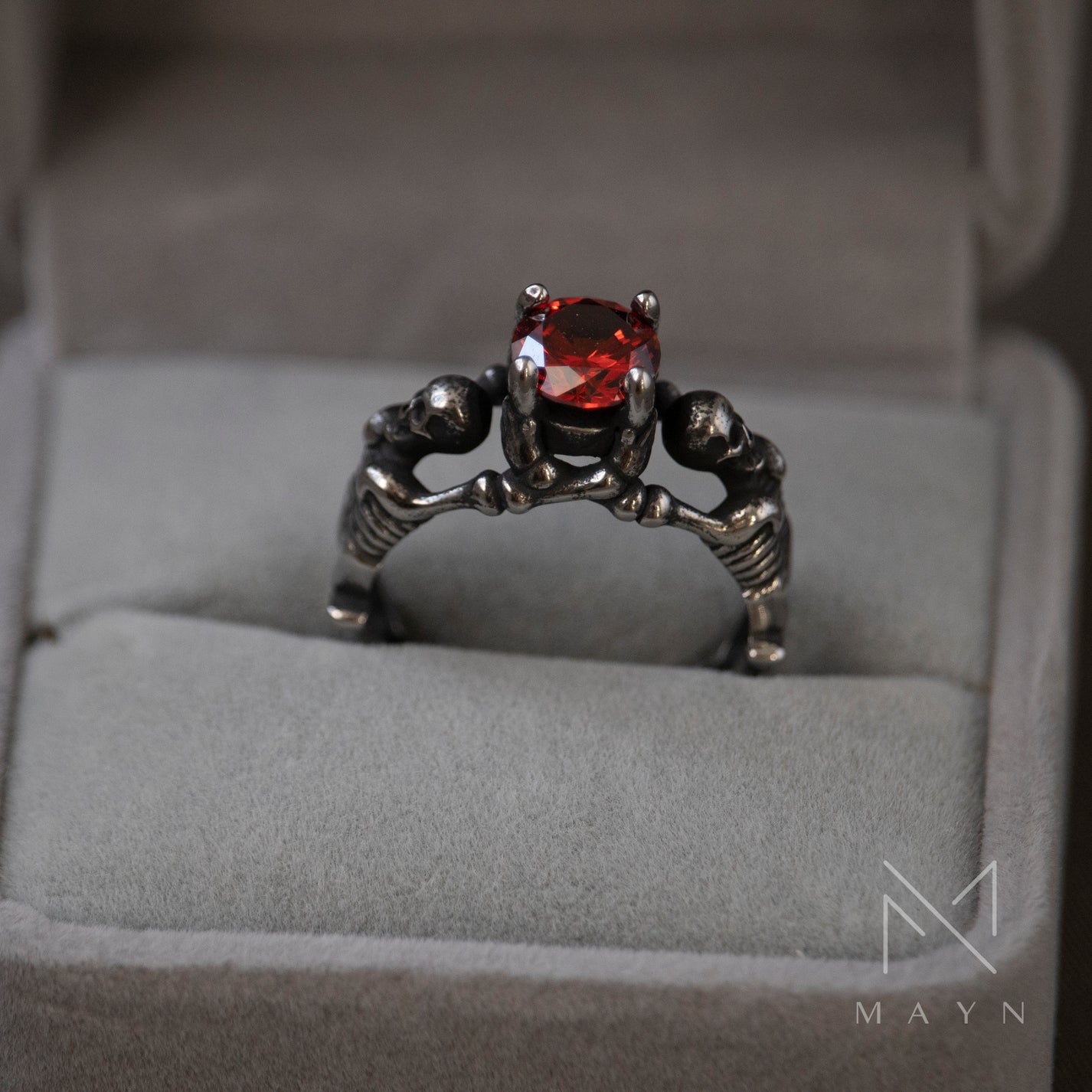 Gothic Promise Ring - Dark side