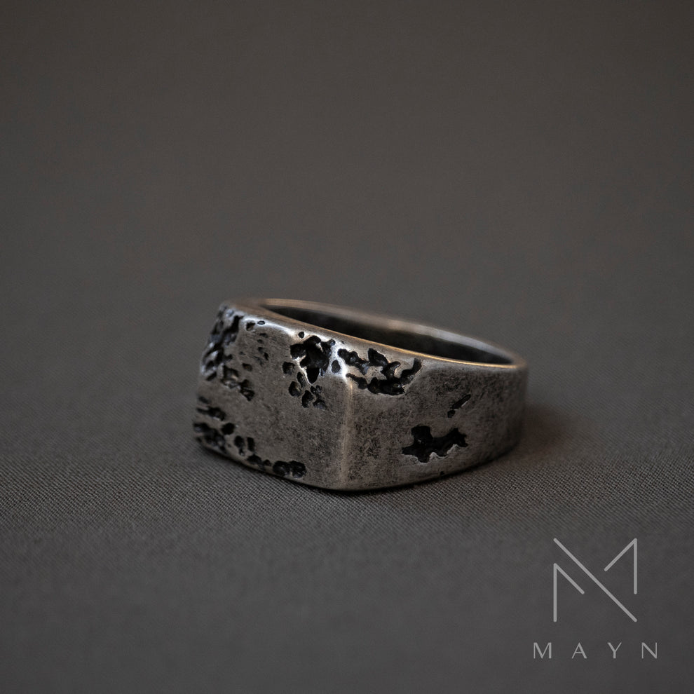 Signet Ring - "Broken"